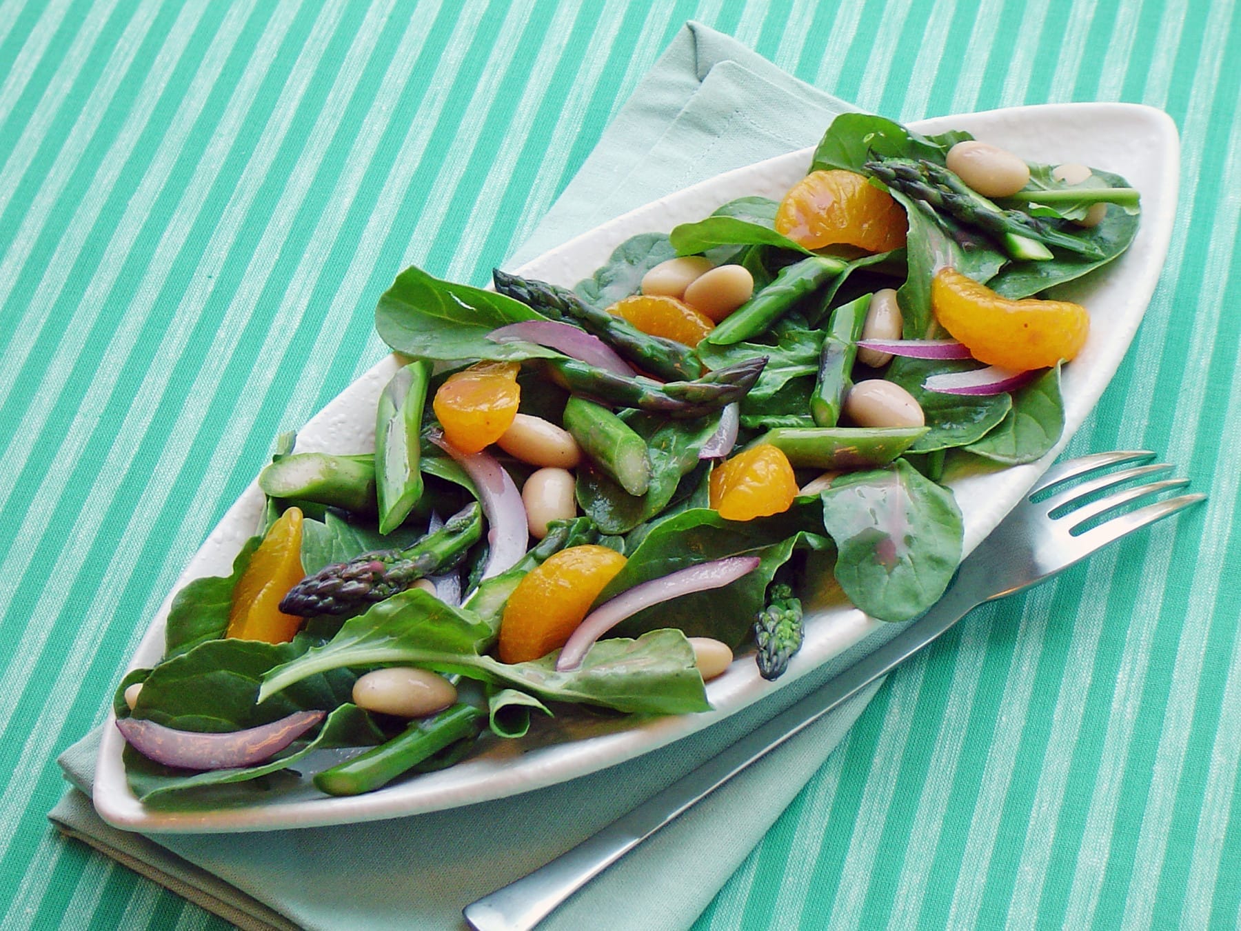 Asparagus and Arugula Salad With Oranges - Fruit & Vegetable Salad Recipe