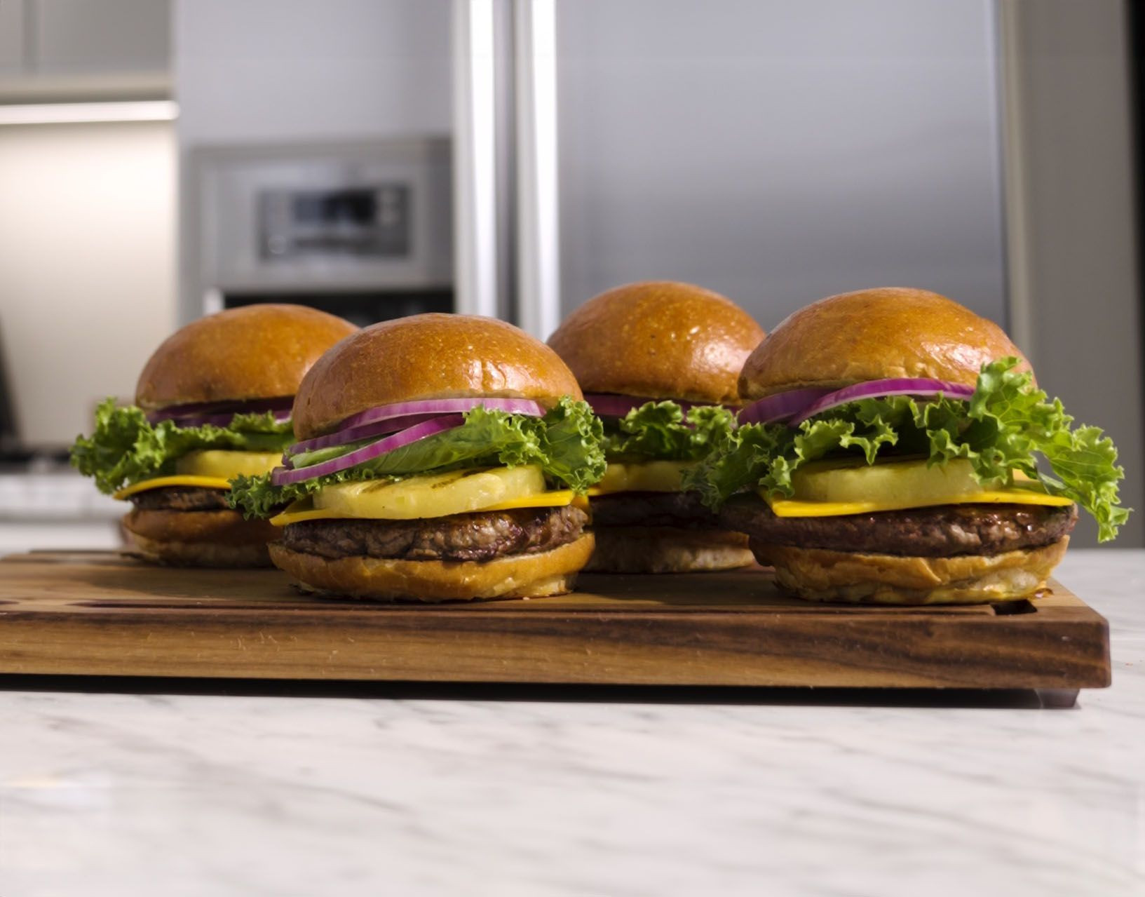 Grilled Tropical Burger - Dole® Sunshine